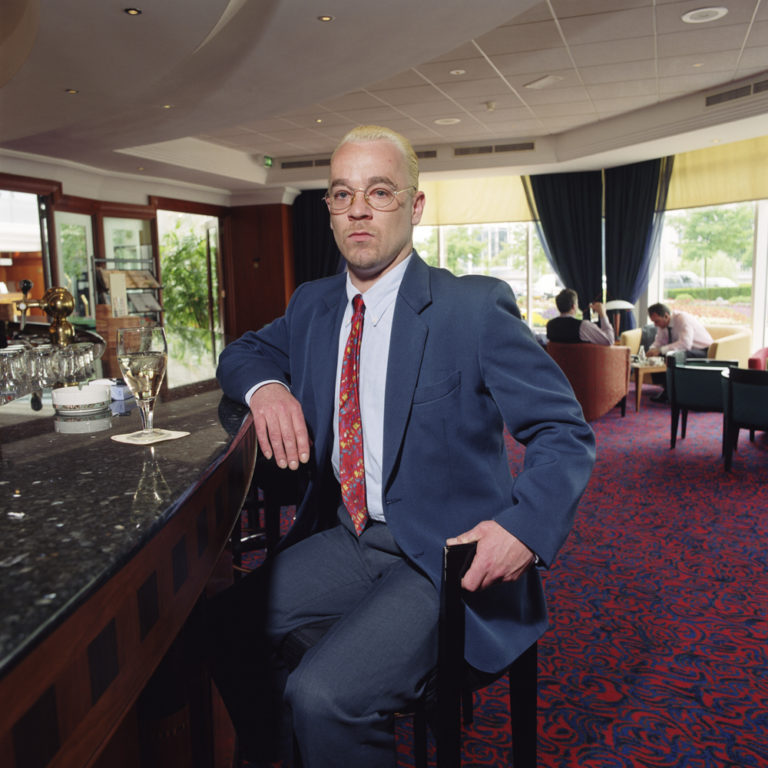 rve-002 | Robert Philip-Broadley